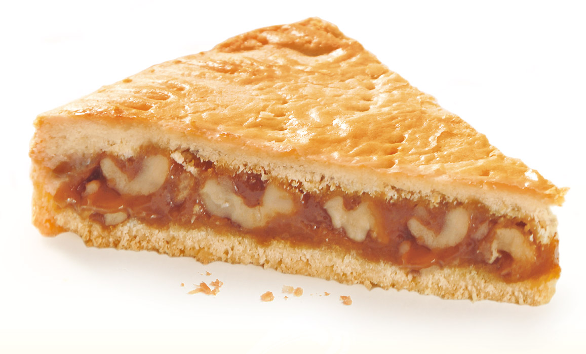 Graubünden’s Distinctive Trademark – The Alpine Nut Cake – La ...